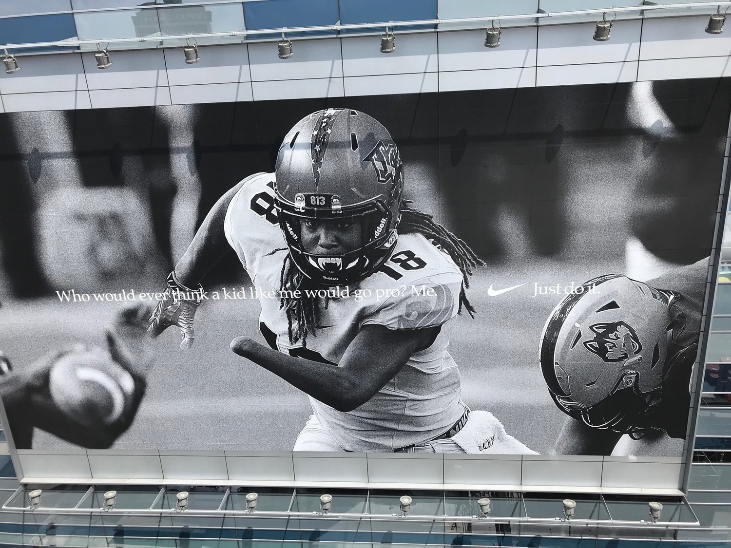 A GUIDE TO THE DIFFERENT TYPES OF OUTDOOR SIGNAGE ADVERTISING FOR YOUR ...